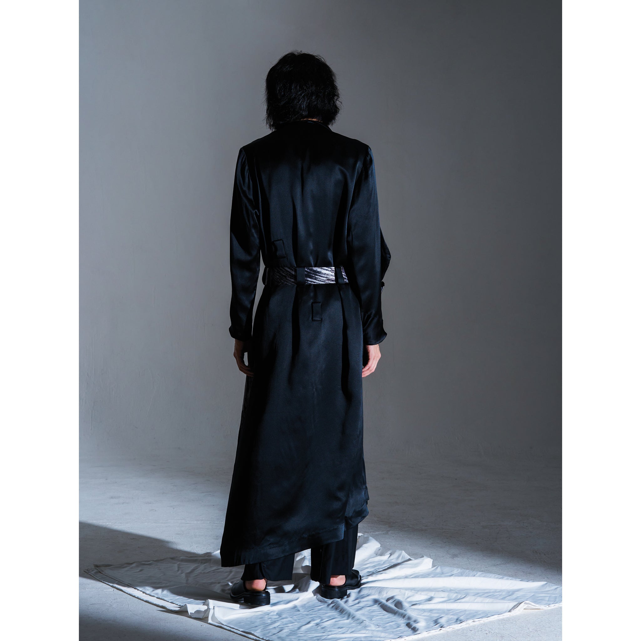 Voice Without Trace Dress Gown - High-Fashion Elegance