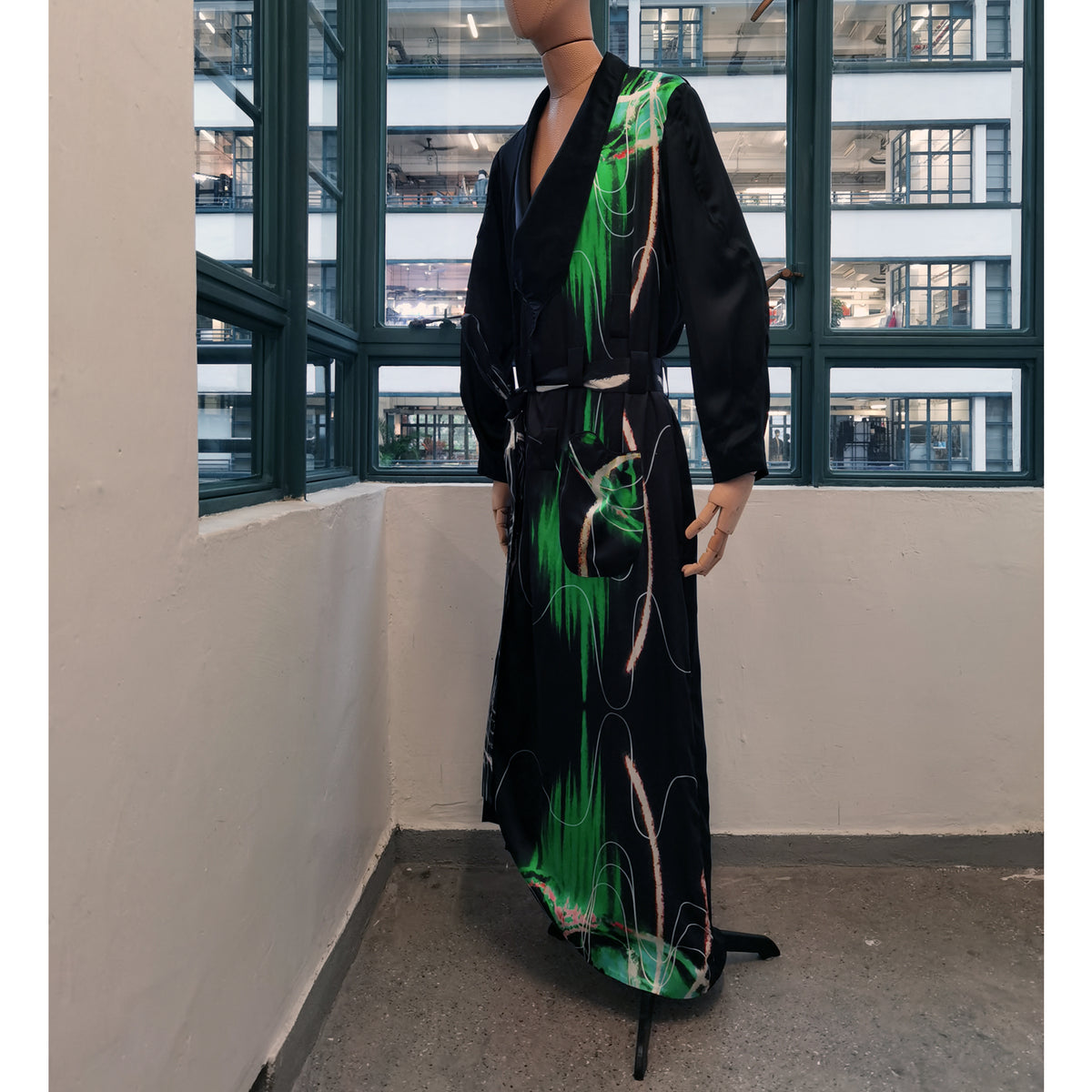 Voice Without Trace Dress Gown - Tailored Elegance